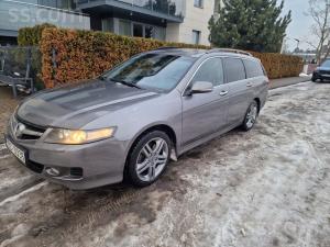 Pelēks Honda Accord 2007 Rīga, ar dzinēja tilpumu 2.00 L un nobraukumu 319 tūkst. km par 900 €, foto  vietnē AUTOMOTO.COM.LV