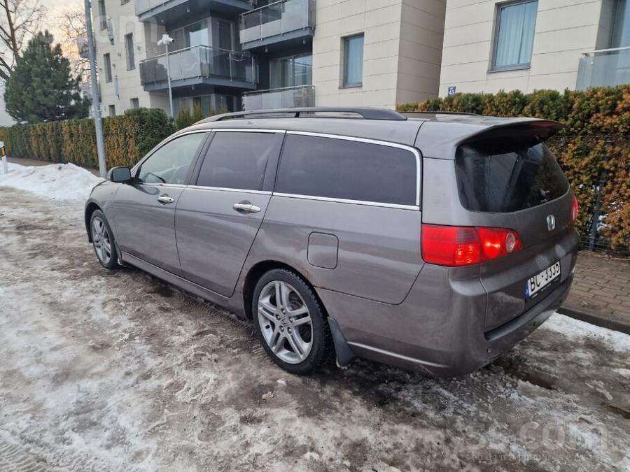 Pelēks Honda Accord 2007 Rīga, ar dzinēja tilpumu 2.00 L un nobraukumu 319 tūkst. km par 900 €, foto 3 vietnē AUTOMOTO.COM.LV