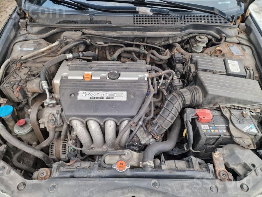 Pelēks Honda Accord 2007 Rīga, ar dzinēja tilpumu 2.00 L un nobraukumu 319 tūkst. km par 900 €, foto 20 vietnē AUTOMOTO.COM.LV