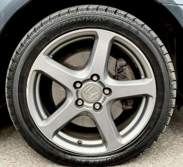 Grey Honda Accord 2007 in Kaunas, with an engine capacity of 2.20 L and mileage of 326 thousand km for 3000 €, photo 6 on AUTOMOTO.COM.LV