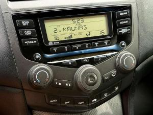 Pelēks Honda Accord 2007 Kauņa, ar dzinēja tilpumu 2.20 L un nobraukumu 326 tūkst. km par 3000 €, foto 14 vietnē AUTOMOTO.COM.LV
