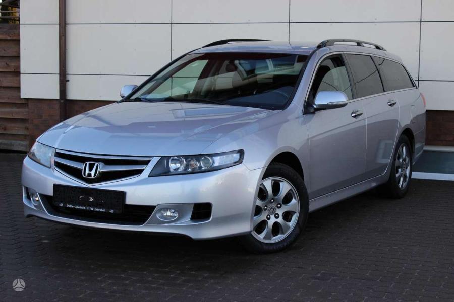 Grey Honda Accord 2008 in Kretinga, with an engine capacity of 2.20 L and mileage of 268 thousand km for 3100 €, photo 1 on AUTOMOTO.COM.LV