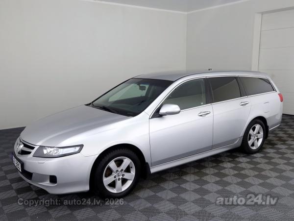 Grey Honda Accord 2008 in Tallinn, with an engine capacity of 2.00 L and mileage of 289 thousand km for 1499 €, photo 2 on AUTOMOTO.COM.LV
