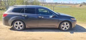 Pelēks Honda Accord 2008 Alūksne, ar dzinēja tilpumu 2.40 L un nobraukumu 325 tūkst. km par 2300 €, foto  vietnē AUTOMOTO.COM.LV