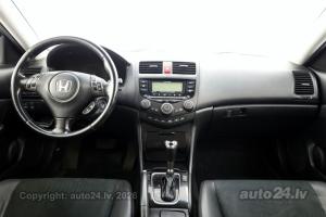 Grey Honda Accord 2008 in Tallinn, with an engine capacity of 2.00 L and mileage of 394 thousand km for 1199 €, photo 6 on AUTOMOTO.COM.LV