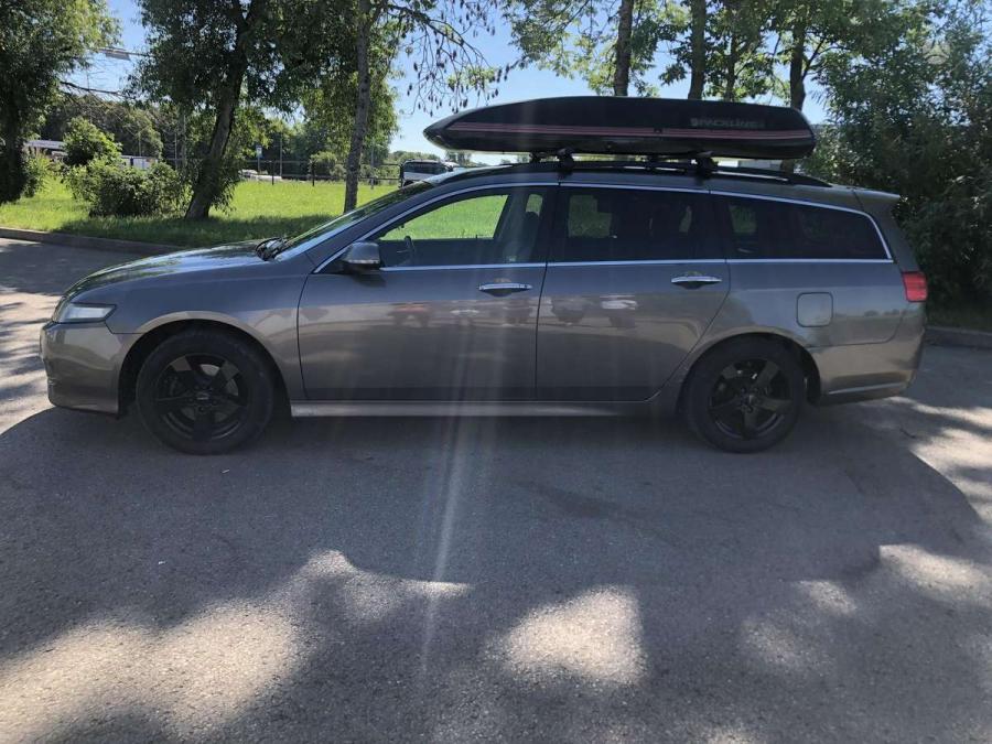 Grey Honda Accord 2008 in Siauliai, with an engine capacity of 2.20 L and mileage of 371 thousand km for 1750 €, photo 3 on AUTOMOTO.COM.LV