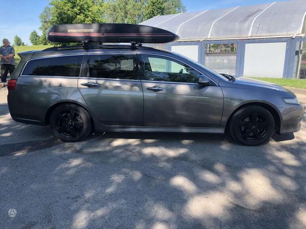 Pelēks Honda Accord 2008 Šauļi, ar dzinēja tilpumu 2.20 L un nobraukumu 371 tūkst. km par 1750 €, foto 7 vietnē AUTOMOTO.COM.LV