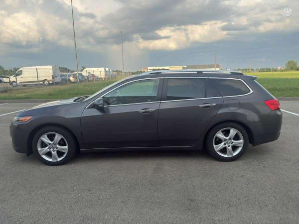 Pelēks Honda Accord 2008 Panevēža, ar dzinēja tilpumu 2.20 L un nobraukumu 283 tūkst. km par 2300 €, foto 5 vietnē AUTOMOTO.COM.LV