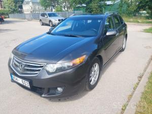 Pelēks Honda Accord 2008 Rīga, ar dzinēja tilpumu 2.20 L un nobraukumu 257 tūkst. km par 3150 €, foto 4 vietnē AUTOMOTO.COM.LV