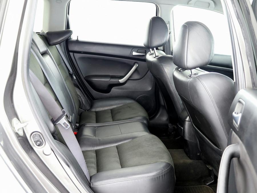 Pelēks Honda Accord 2008 Tallina, ar dzinēja tilpumu 2.00 L un nobraukumu 394 tūkst. km par 1099 €, foto 8 vietnē AUTOMOTO.COM.LV
