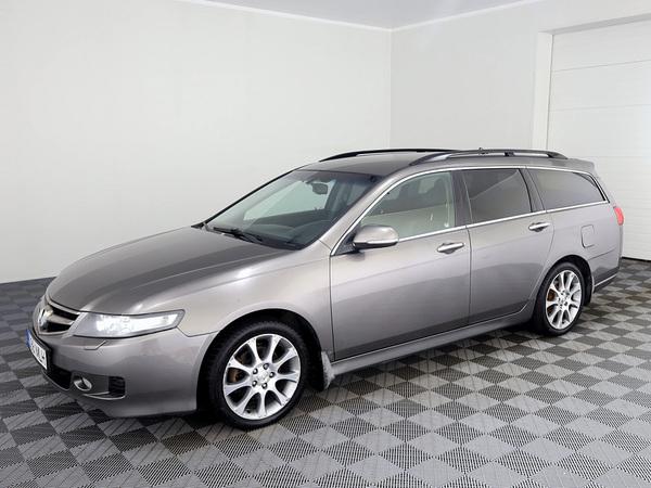 Grey Honda Accord 2008 in Tallinn, with an engine capacity of 2.00 L and mileage of 394 thousand km for 1099 €, photo 2 on AUTOMOTO.COM.LV