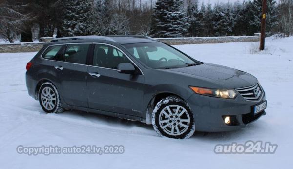 Grey Honda Accord 2009 in Tallinn, with an engine capacity of 2.20 L and mileage of 298 thousand km for 3590 €, photo 6 on AUTOMOTO.COM.LV