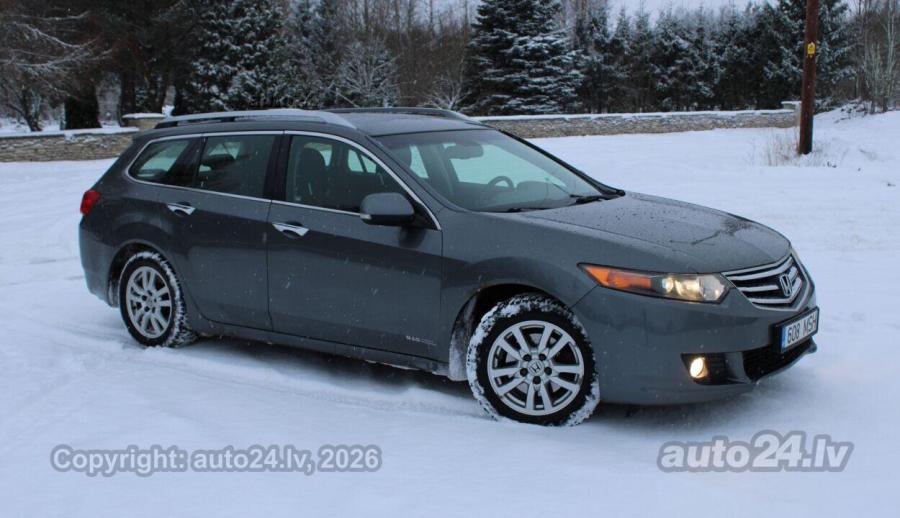 Grey Honda Accord 2009 in Tallinn, with an engine capacity of 2.20 L and mileage of 298 thousand km for 3590 €, photo 6 on AUTOMOTO.COM.LV