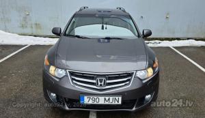 Grey Honda Accord 2009 in Tallinn, with an engine capacity of 2.20 L and mileage of 358 thousand km for 4700 €, photo 6 on AUTOMOTO.COM.LV