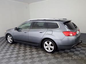 Grey Honda Accord 2009 in Tallinn, with an engine capacity of 2.20 L and mileage of 269 thousand km for 1999 €, photo 5 on AUTOMOTO.COM.LV