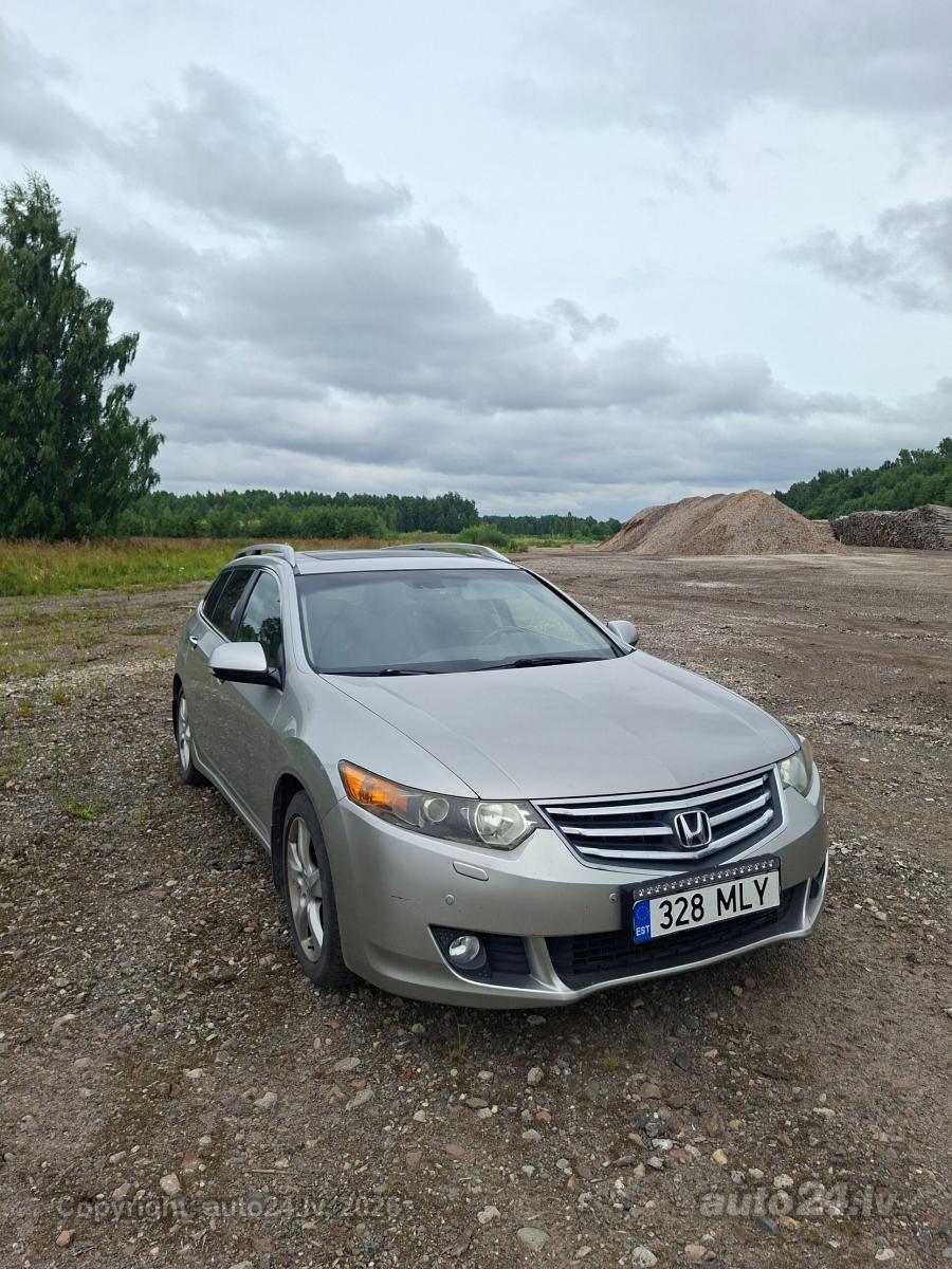 Pelēks Honda Accord 2009 Tallina, ar dzinēja tilpumu 2.40 L un nobraukumu 233 tūkst. km par 6290 €, foto 9 vietnē AUTOMOTO.COM.LV
