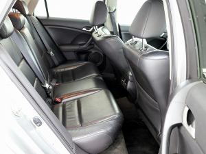 Grey Honda Accord 2009 in Tallinn, with an engine capacity of 2.20 L and mileage of 333 thousand km for 1799 €, photo 8 on AUTOMOTO.COM.LV