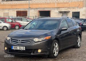 Pelēks Honda Accord 2009 Narva, ar dzinēja tilpumu 2.20 L un nobraukumu 283 tūkst. km par 2400 €, foto  vietnē AUTOMOTO.COM.LV