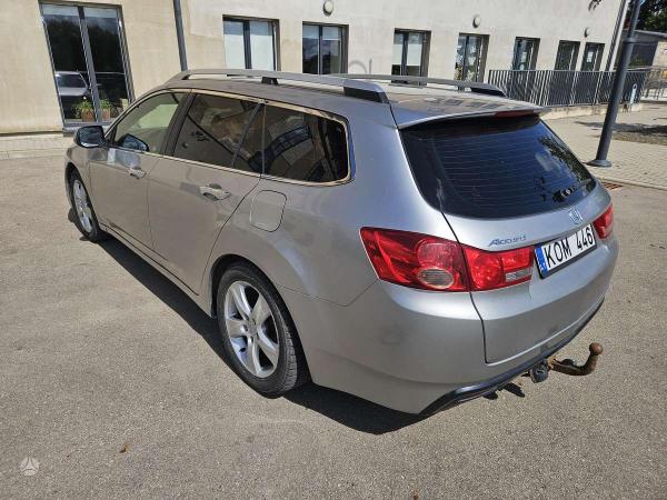 Pelēks Honda Accord 2009 Plungė, ar dzinēja tilpumu 2.20 L un nobraukumu 377 tūkst. km par 3200 €, foto 3 vietnē AUTOMOTO.COM.LV