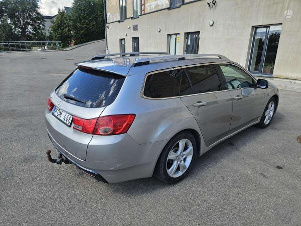 Pelēks Honda Accord 2009 Plungė, ar dzinēja tilpumu 2.20 L un nobraukumu 377 tūkst. km par 3200 €, foto 4 vietnē AUTOMOTO.COM.LV