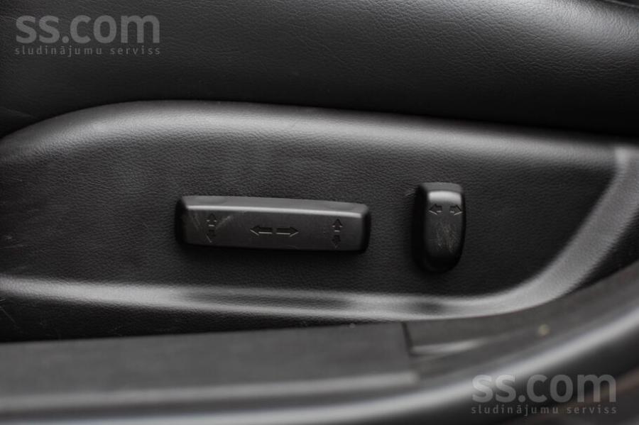 Grey Honda Accord 2010 in Riga, with an engine capacity of 2.20 L and mileage of 346 thousand km for 4990 €, photo 14 on AUTOMOTO.COM.LV