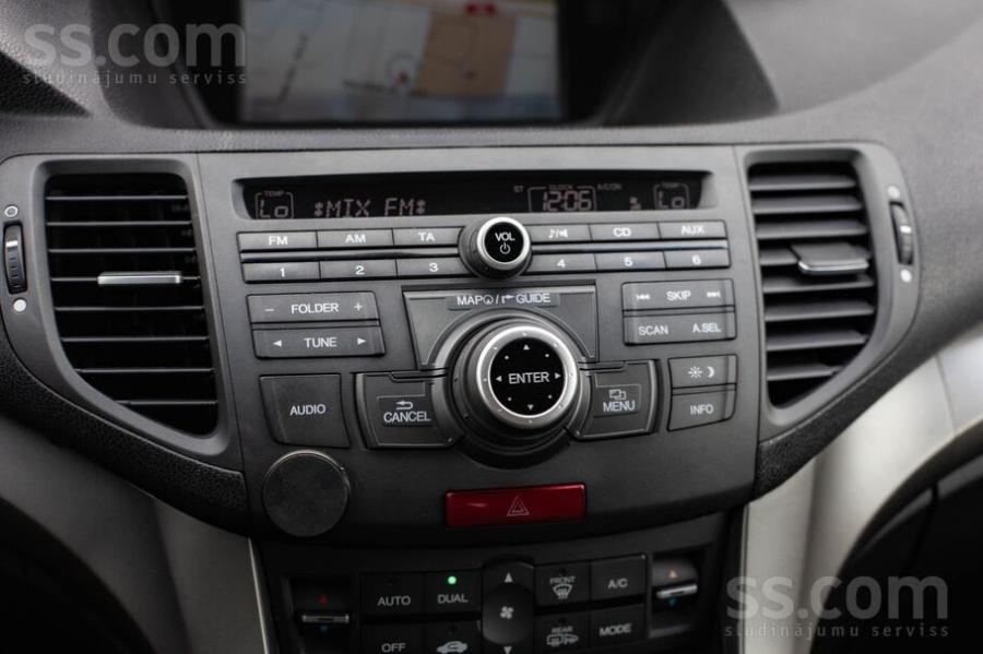 Grey Honda Accord 2010 in Riga, with an engine capacity of 2.20 L and mileage of 346 thousand km for 4990 €, photo 26 on AUTOMOTO.COM.LV
