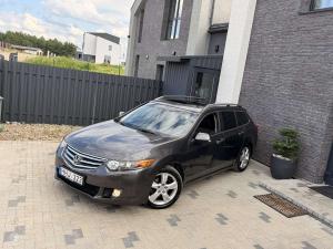 Grey Honda Accord 2010 in Vilnius, with an engine capacity of 2.20 L and mileage of 310 thousand km for 3700 €, photo 8 on AUTOMOTO.COM.LV