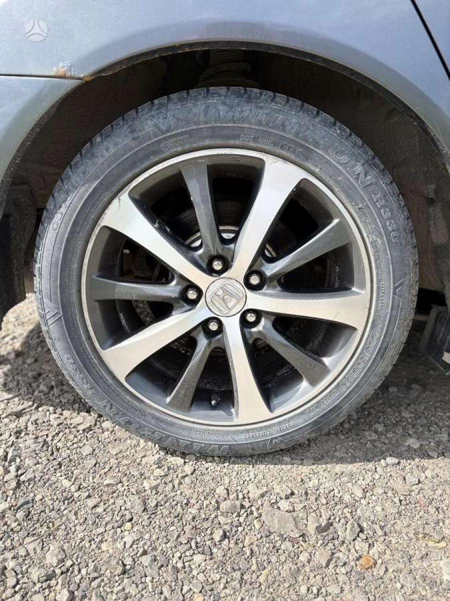 Pelēks Honda Accord 2010 Šauļi, ar dzinēja tilpumu 2.20 L un nobraukumu 313 tūkst. km par 3000 €, foto 6 vietnē AUTOMOTO.COM.LV