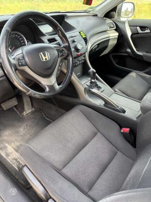 Pelēks Honda Accord 2010 Šauļi, ar dzinēja tilpumu 2.20 L un nobraukumu 313 tūkst. km par 3000 €, foto 8 vietnē AUTOMOTO.COM.LV