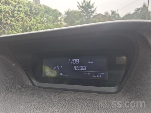 Pelēks Honda Accord 2010 Rīga, ar dzinēja tilpumu 2.20 L un nobraukumu 300 tūkst. km par 800 €, foto 8 vietnē AUTOMOTO.COM.LV