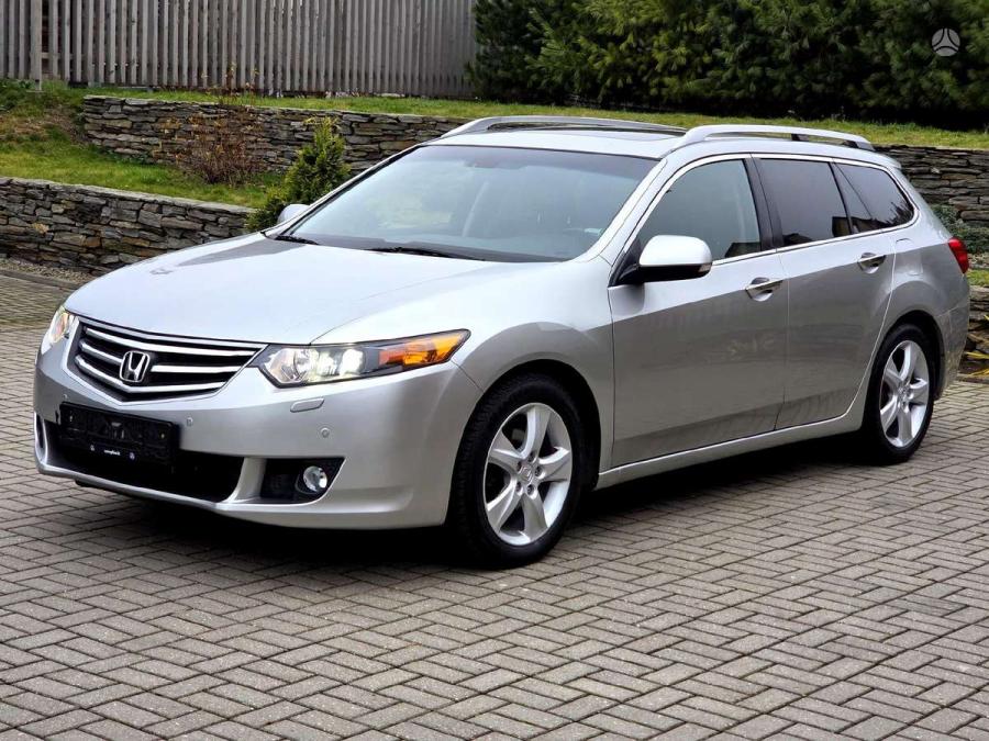 Pelēks Honda Accord 2011 Kėdainiai, ar dzinēja tilpumu 2.20 L un nobraukumu 173 tūkst. km par 4200 €, foto 4 vietnē AUTOMOTO.COM.LV