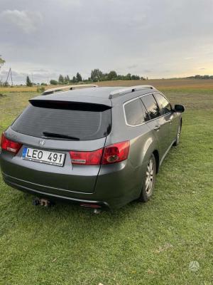 Grey Honda Accord 2011 in Kaunas, with an engine capacity of 2.20 L and mileage of 306 thousand km for 4200 €, photo 4 on AUTOMOTO.COM.LV