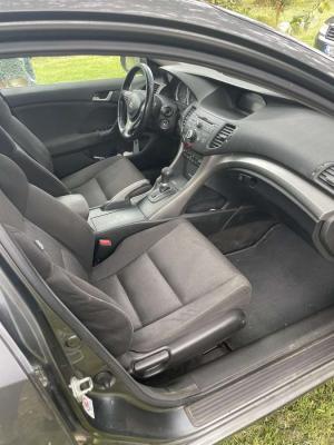 Grey Honda Accord 2011 in Kaunas, with an engine capacity of 2.20 L and mileage of 306 thousand km for 4200 €, photo 11 on AUTOMOTO.COM.LV
