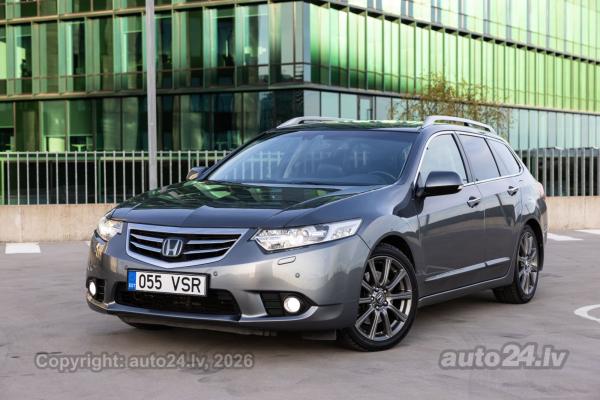 Pelēks Honda Accord 2012 Tallina, ar dzinēja tilpumu 2.40 L un nobraukumu 187 tūkst. km par 8900 €, foto 1 vietnē AUTOMOTO.COM.LV