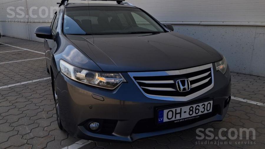 Grey Honda Accord 2012 in Riga, with an engine capacity of 2.40 L and mileage of 276 thousand km for 5400 €, photo 14 on AUTOMOTO.COM.LV