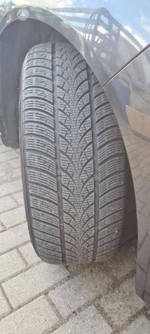 Grey Honda Accord 2012 in Vilnius, with an engine capacity of 2.20 L and mileage of 300 thousand km for 5800 €, photo 25 on AUTOMOTO.COM.LV
