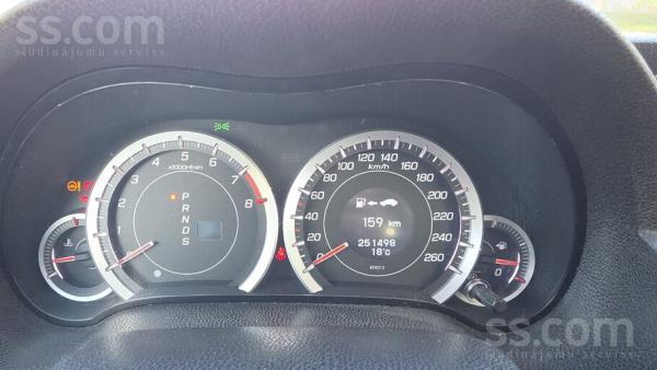 Grey Honda Accord 2012 in Riga, with an engine capacity of 2.40 L and mileage of 251 thousand km for 4500 €, photo 4 on AUTOMOTO.COM.LV