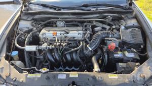 Grey Honda Accord 2012 in Riga, with an engine capacity of 2.40 L and mileage of 251 thousand km for 4500 €, photo 9 on AUTOMOTO.COM.LV