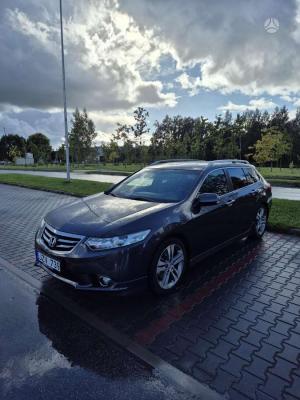 Honda Accord 2012 Viļņa vietnē Pelēks Honda Accord 2012 Viļņa, ar dzinēja tilpumu 2.20 L un nobraukumu 282 tūkst. km par 6800 €, foto 1 vietnē AUTOMOTO.COM.LV