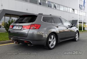 Grey Honda Accord 2013 in Tallinn, with an engine capacity of 2.00 L and mileage of 241 thousand km for 4790 €, photo 6 on AUTOMOTO.COM.LV