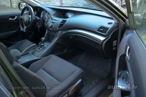 Pelēks Honda Accord 2014 Tallina, ar dzinēja tilpumu 2.00 L un nobraukumu 263 tūkst. km par 6990 €, foto 11 vietnē AUTOMOTO.COM.LV