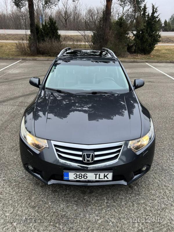 Grey Honda Accord 2015 in Tallinn, with an engine capacity of 2.00 L and mileage of 154 thousand km for 9900 €, photo 5 on AUTOMOTO.COM.LV