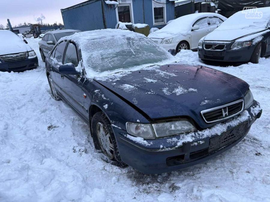 Хонда Аккорд 1998 в Каунас, объемом двигателя 2.20 л и пробегом 330 тыс. км за 500 €, фото 2 на AUTOMOTO.COM.LV