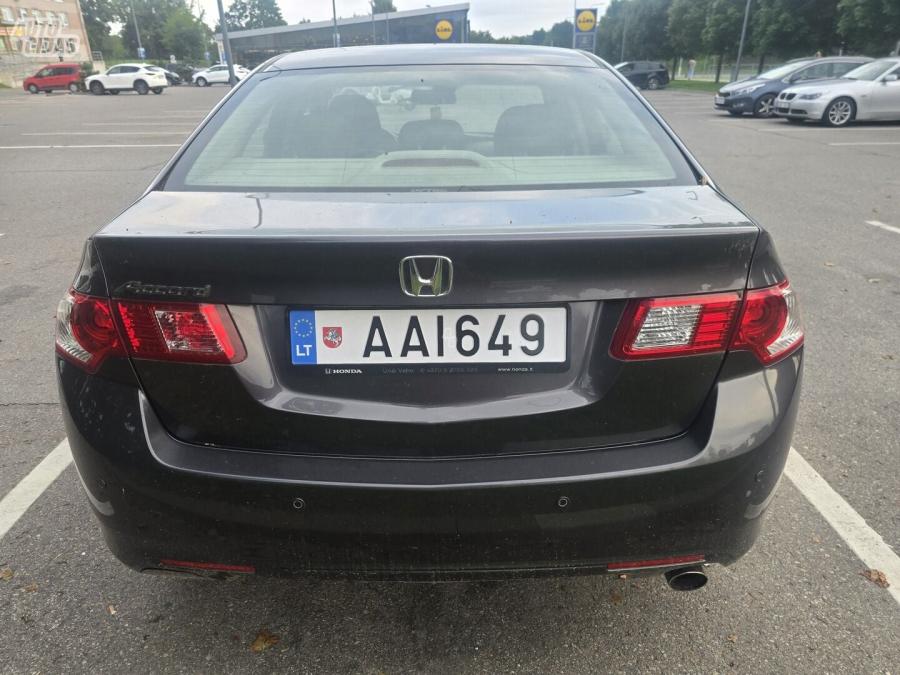 Honda Accord 2009 in Vilnius, with an engine capacity of 2.00 L and mileage of 395 thousand km for 3700 €, photo 7 on AUTOMOTO.COM.LV