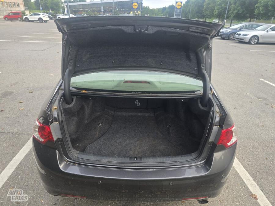 Honda Accord 2009 in Vilnius, with an engine capacity of 2.00 L and mileage of 395 thousand km for 3700 €, photo 8 on AUTOMOTO.COM.LV