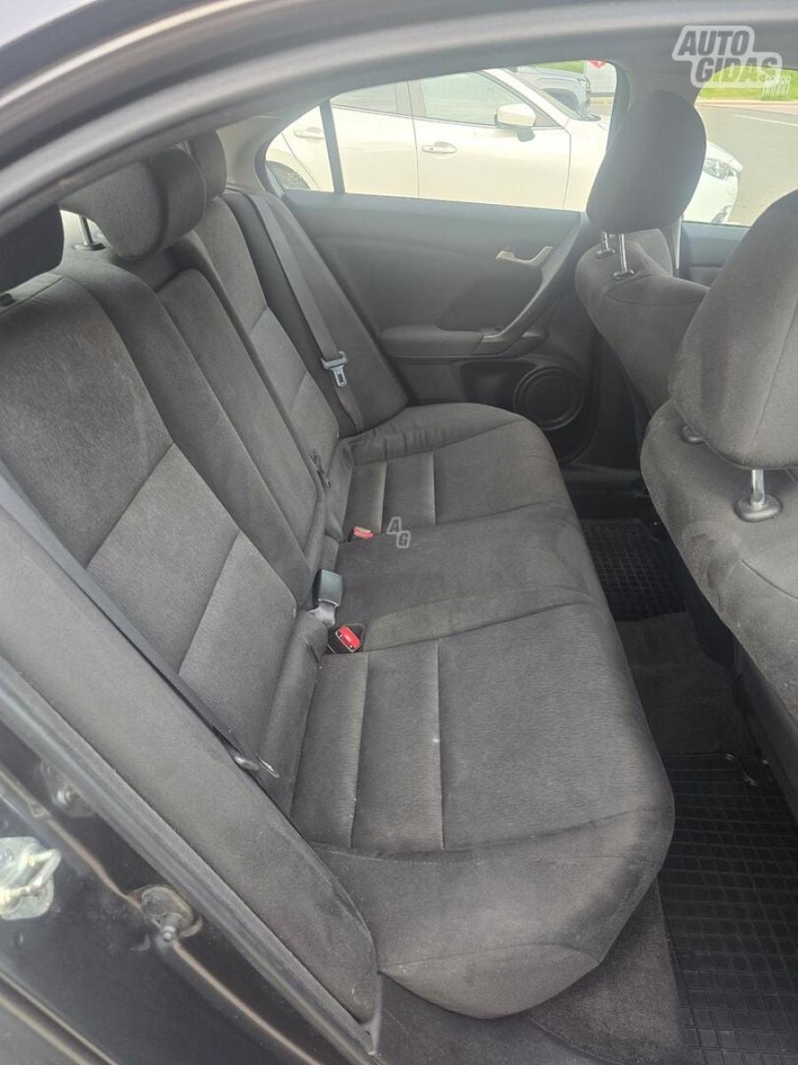 Honda Accord 2009 in Vilnius, with an engine capacity of 2.00 L and mileage of 395 thousand km for 3700 €, photo 11 on AUTOMOTO.COM.LV
