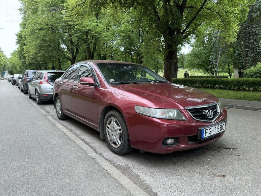 Красный Хонда Аккорд 2004 в Рига, объемом двигателя 2.00 л и пробегом 307 тыс. км за 2850 €, фото 4 на AUTOMOTO.COM.LV