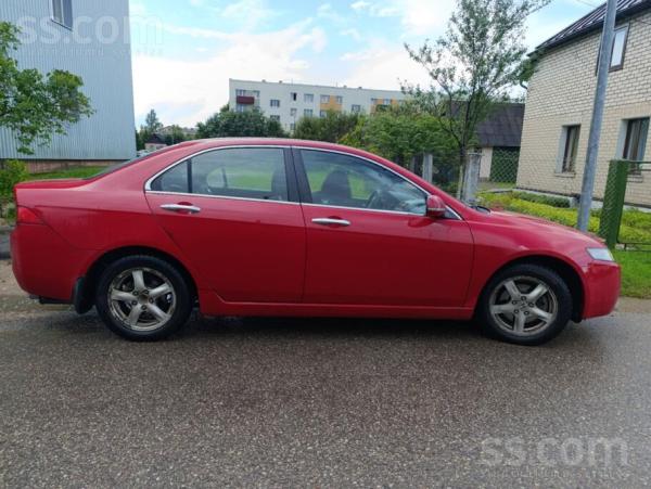 Red Honda Accord 2004 in Preili, with an engine capacity of 2.00 L and mileage of 308 thousand km for 1600 €, photo 1 on AUTOMOTO.COM.LV