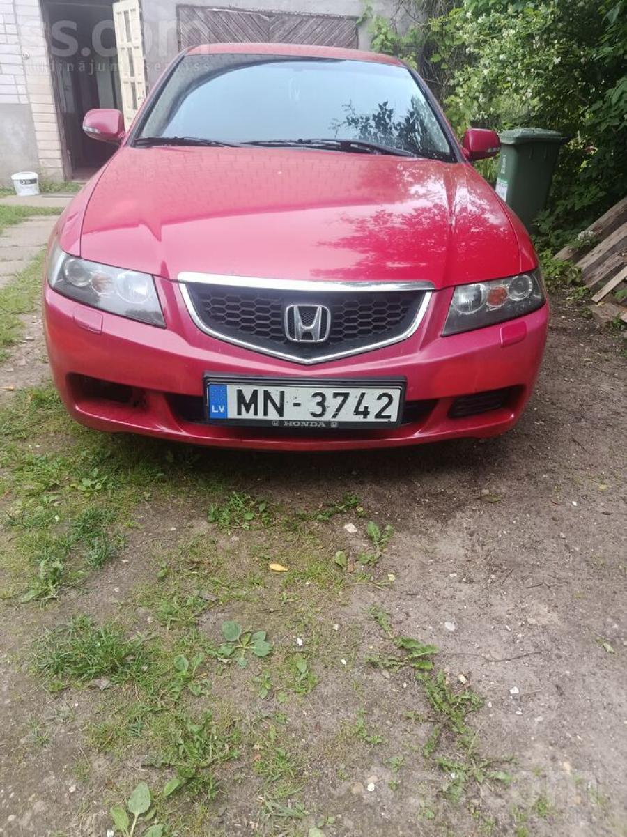 Sarkans Honda Accord 2005 Rīga, ar dzinēja tilpumu 2.00 L un nobraukumu 300 tūkst. km par 700 €, foto 1 vietnē AUTOMOTO.COM.LV