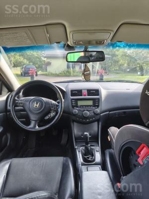 Sarkans Honda Accord 2006 Kuldīga, ar dzinēja tilpumu 2.20 L un nobraukumu 436 tūkst. km par 450 €, foto 6 vietnē AUTOMOTO.COM.LV